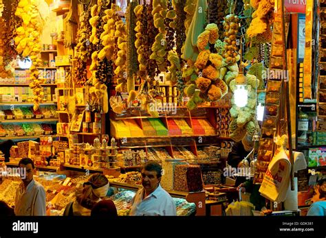 Spice Bazaar Istanbul Turkey Turkish Misir Arsisi Or Egyptian