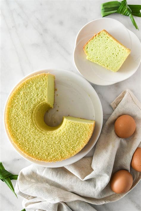 No Fail Pandan Chiffon Cake Easy Step By Step Recipe Foodelicacy