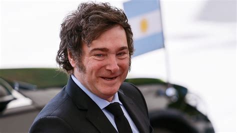 Javier Milei anticipó cuando podría levantarse el cepo al dólar MDZ