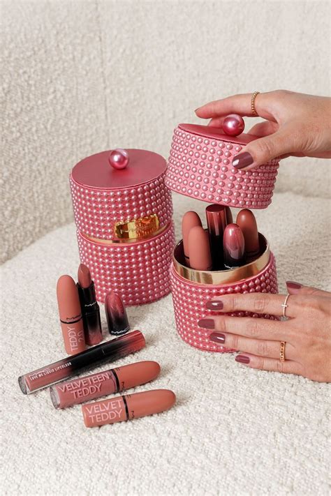 MAC Velvet Teddys Party Crew Vault The Beauty Look Book Mac Velvet
