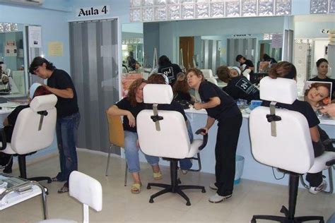 Abierto el plazo de inscripción para un curso de peluquería para