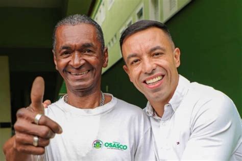 Ex morador de rua homem de 62 anos muda de vida após programa social