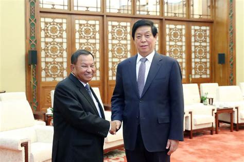 China S Top Legislator Meets Cambodian Senate President