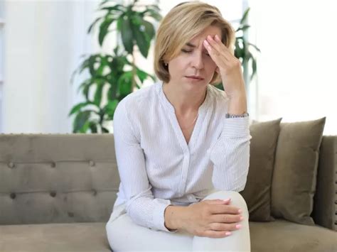 Menopoz Döneminde Yapılan Hormon Testleri Kadın Hastalıkları ve Doğum