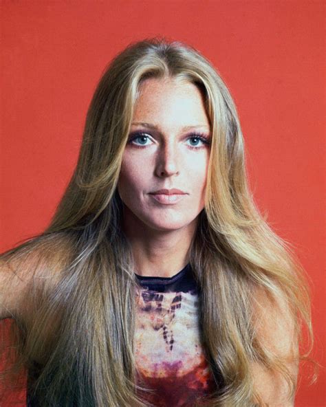 Groovy S Hairstyles That Never Go Out Of Style