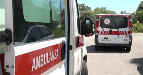 La Croce Rossa Compie 160 Anni Siamo Entrati Nella Sede Di Bari