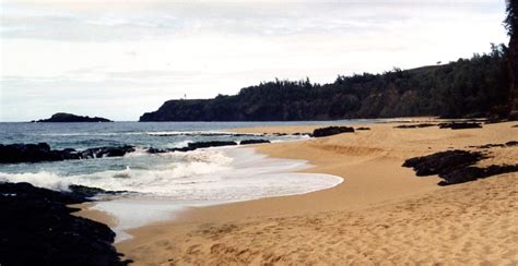 The Best Nude Beaches In Hawaii 10 Secret Spots Pick HopDes