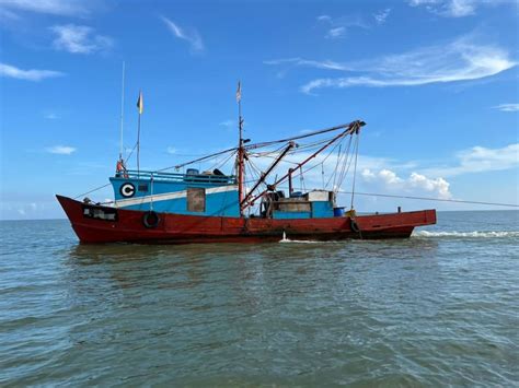 Nelayan Tempatan Tangkap Ikan Di Luar Zon Dibenarkan Ditahan