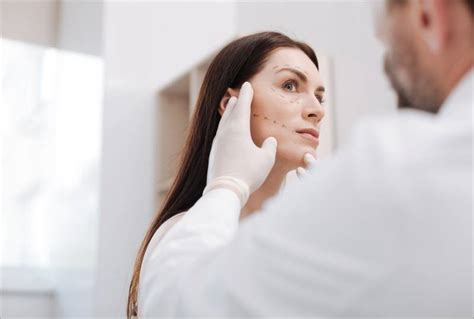Lifting sans chirurgie radiofréquence et FaceTite I Dr Lari