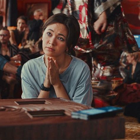 Jessica Henwick Glass Onion Knives Mystery Knife Making Knifes