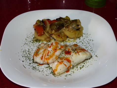 La Comida De La Chaco Bacalao Al Horno Con Patatas Panaderas