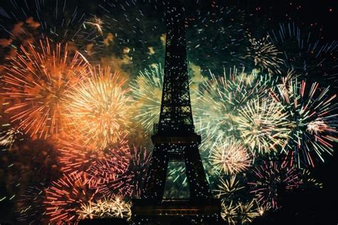 14 juillet à Paris le feu d artifice sera aux couleurs de l outre mer