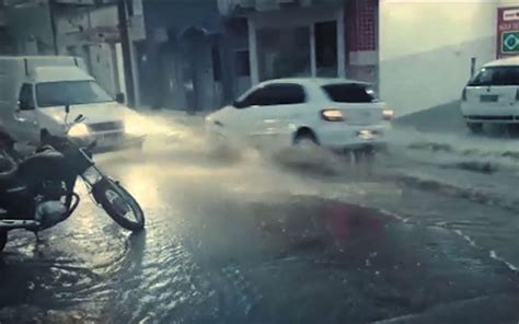 Chuva Causa Alagamentos E Estragos Em Cidades Do Extremo Sul Da Bahia