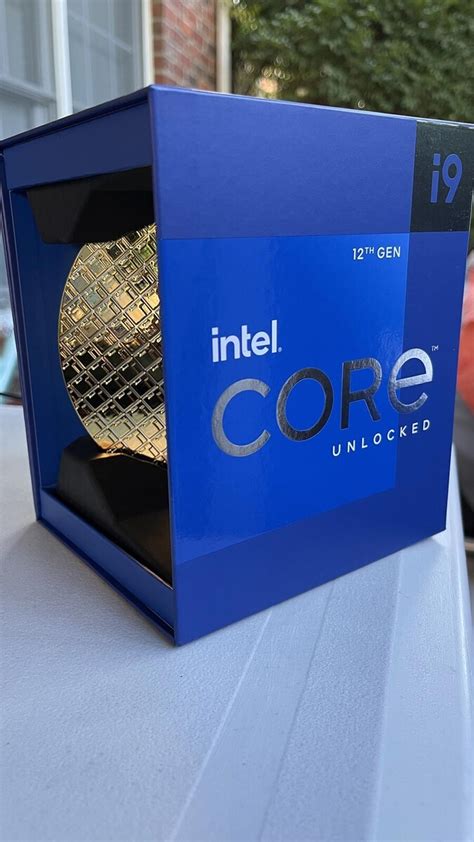 A Closer Look At The Intel Core I9 12900K Retail Package TechPowerUp
