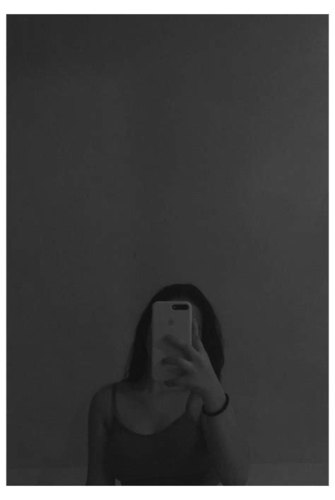 58 Aesthetic Mirror Pictures Girls IwannaFile