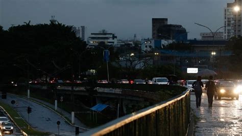 Baixa pressão trará chuva e risco de temporais em São Paulo