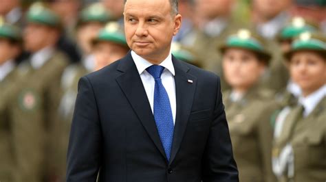 Andrzej Duda zwołał naradę Zaproszono dowódców wojskowych i szefa MON