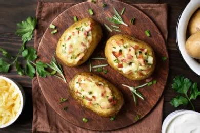 Recette pommes de terre farcies rapides à la raclette Supertoinette