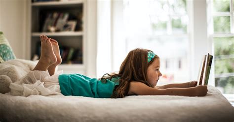 À quel âge peut on laisser les enfants seuls et pendant combien de