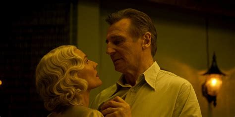 Liam Neeson parle de Marlowe du rôle du détective privé dur et du