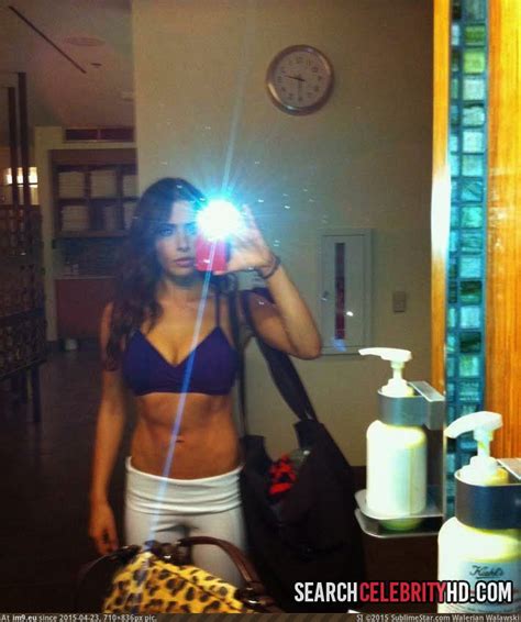 Pic Nude Naked Selfies Hacked Shahi Iphone Leaked Sarah