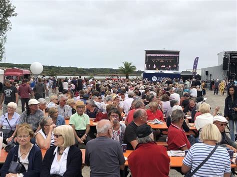 EN IMAGES Aux Sables dOlonne une nouvelle fête fait revivre les