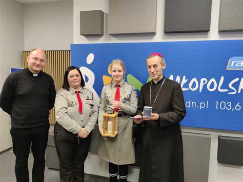 Do Radia RDN Małopolska dotarło Betlejemskie Światło Pokoju