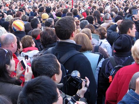 La población mundial alcanza los ocho mil millones DIAFINTECH