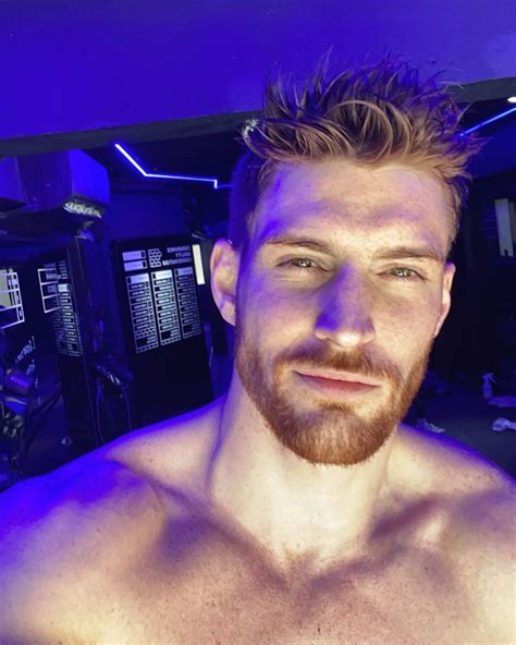 10 Reasons Why You Should Date A Redheaded Man Artofit