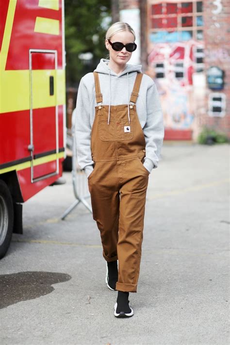 Stylish Ways To Wear A Sweatshirt This Fall Style Overalls