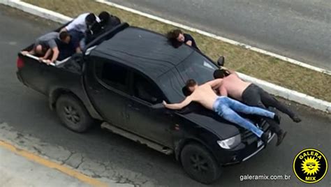 Bandidos aterrorizam comunidade em assalto a agência bancária Galera Mix