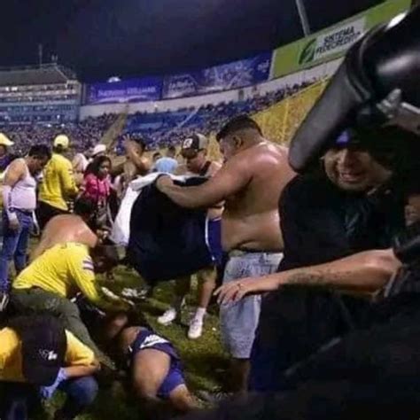 Plus FM 91 9 on Twitter Internacionales Tragedia en el Fútbol