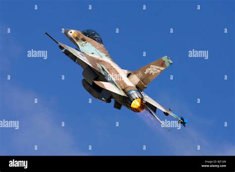 Israeli Air Force F 16A Netz Fighter Jet Stock Photo Alamy