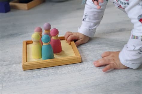 Kasa na obcasach Kasa na obcasach Jak oszczędzać pieniądze praca