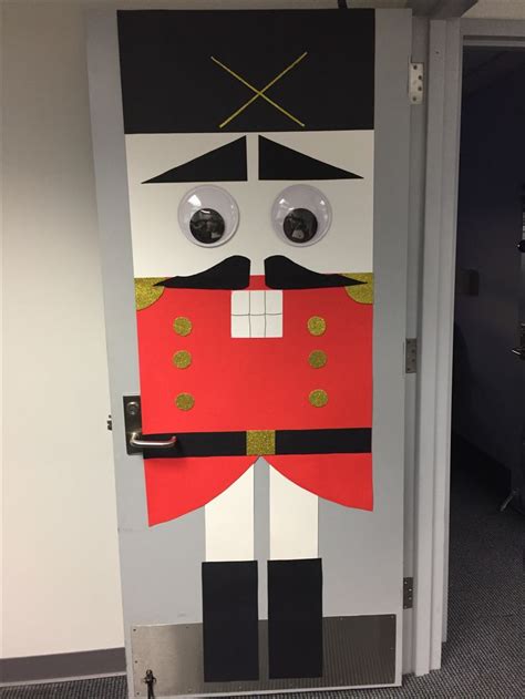 Pin On Christmas Door Decorations Christmas Door Decorating Contest