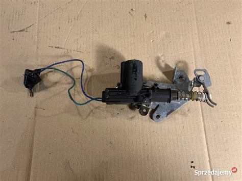 Zamek Klapy Tylnej Ford Fiesta Mk Szczecin Sprzedajemy Pl