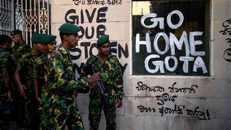 Presidente do Sri Lanka foge para Maldivas antes da renúncia esperada