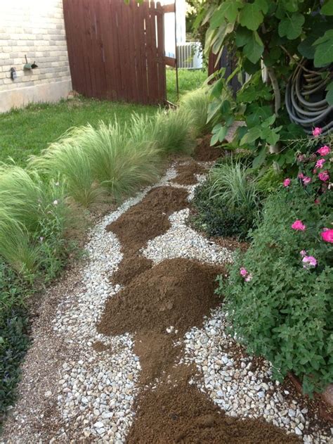How To Build A Stable Pea Gravel Path Gravel Landscaping Pea Gravel