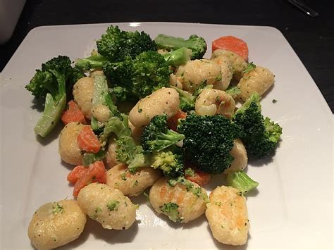 Cremige Gnocchi Brokkoli Pfanne Von Nerad Chefkoch