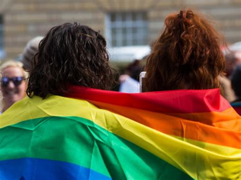 Semana da Visibilidade Lésbica e Bissexual é comemorada em MS
