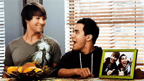 Carlos And James
