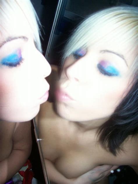 Teasing Emos Play With Their Cams