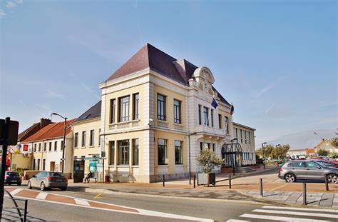 Photo à Saint Martin Boulogne 62280 La Mairie Saint Martin