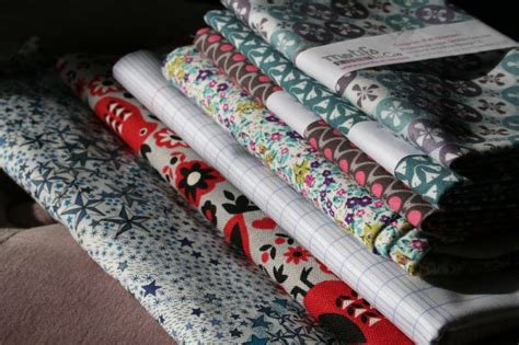 Rouleau adhésif pour meuble Wikilia fr