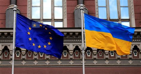 Unione Europea Inizia L Esame Delle Domande Di Adesione Di Ucraina