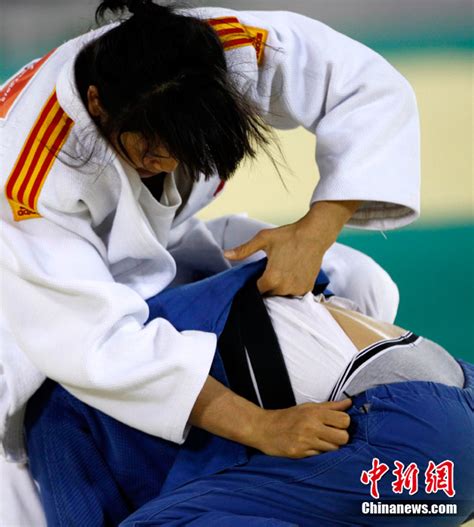 被男朋友打屁股 随意云