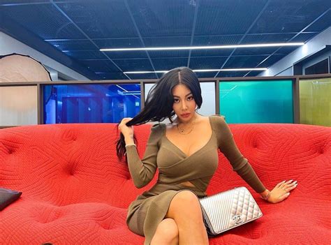 How Korean American Rapper Jessi Embraces Her Sexy Fashion Choices News18