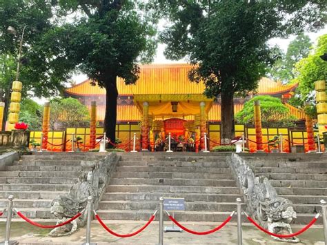 Điện Kính Thiên Kinh nghiệm tham quan chi tiết 2024