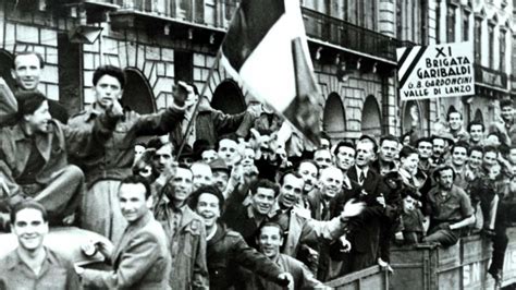 Il 25 aprile di 78 anni fa la liberazione delle città italiane il