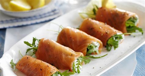 Recette roulés au saumon fumé et boursin Marie Claire